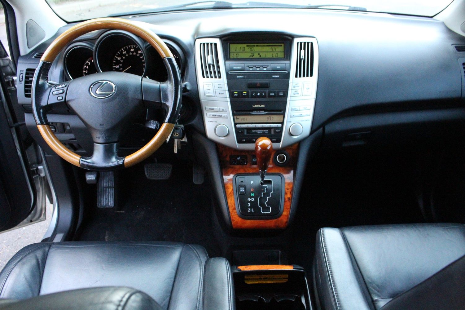 2005 Lexus RX 330 | Victory Motors of Colorado