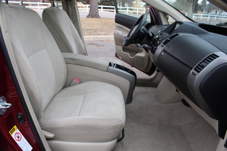 2004 Toyota Prius | Victory Motors of Colorado