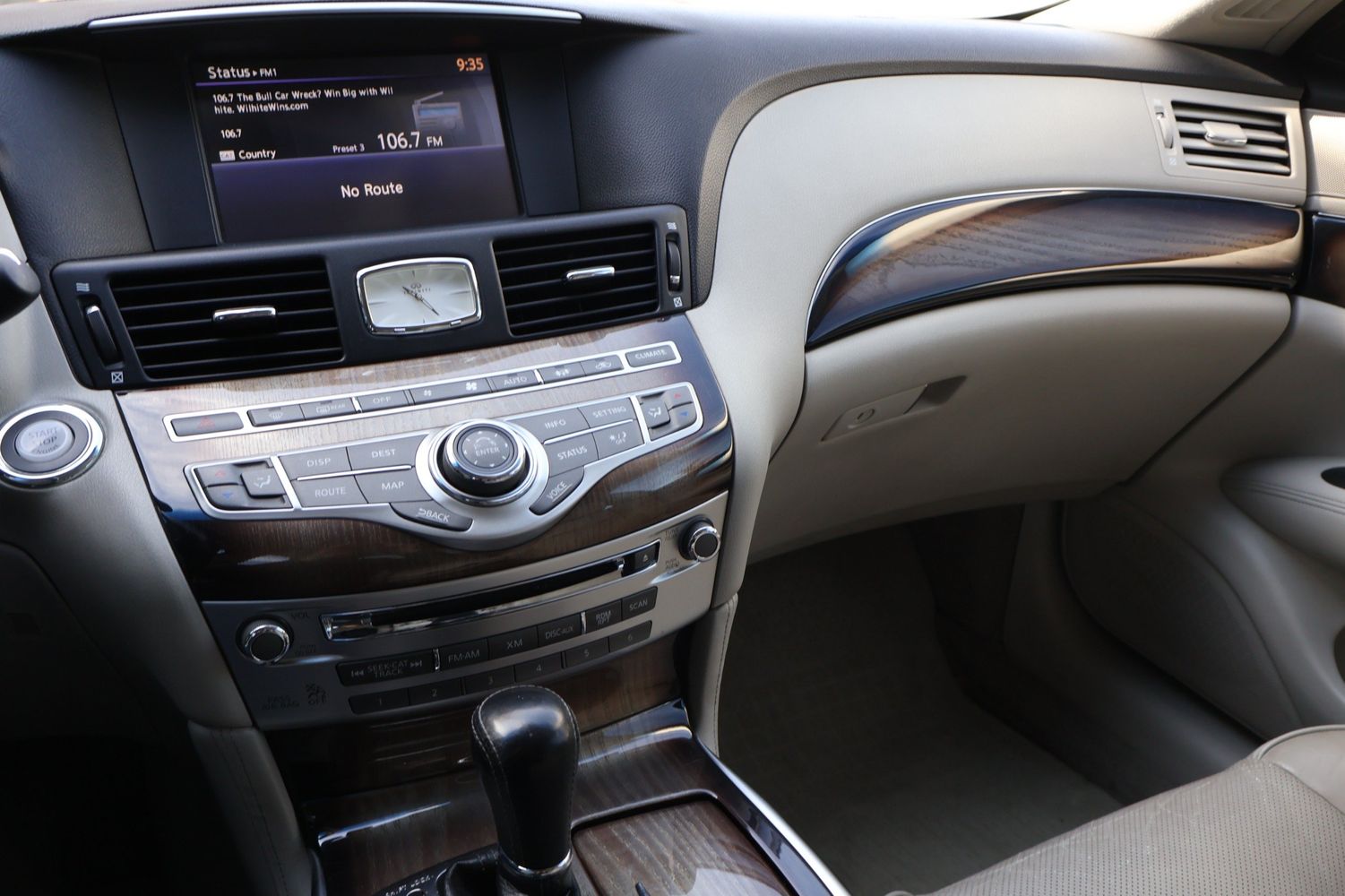 2011 INFINITI M56 x | Victory Motors of Colorado