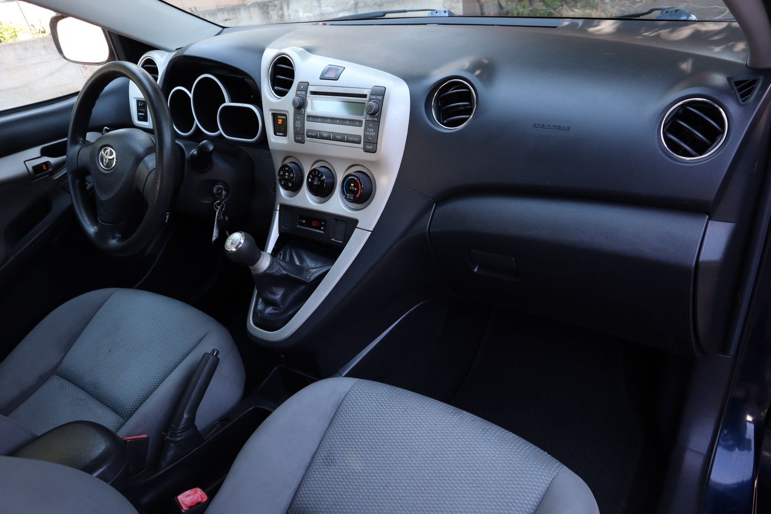 2009 Toyota Corolla Matrix Base | Victory Motors of Colorado