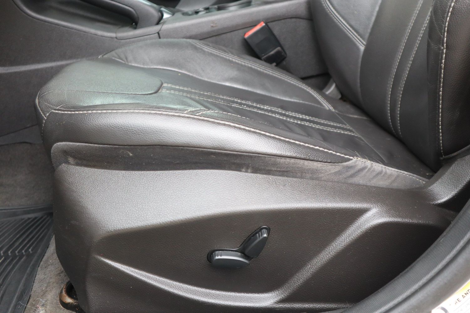2012 Ford Focus Titanium | Victory Motors of Colorado