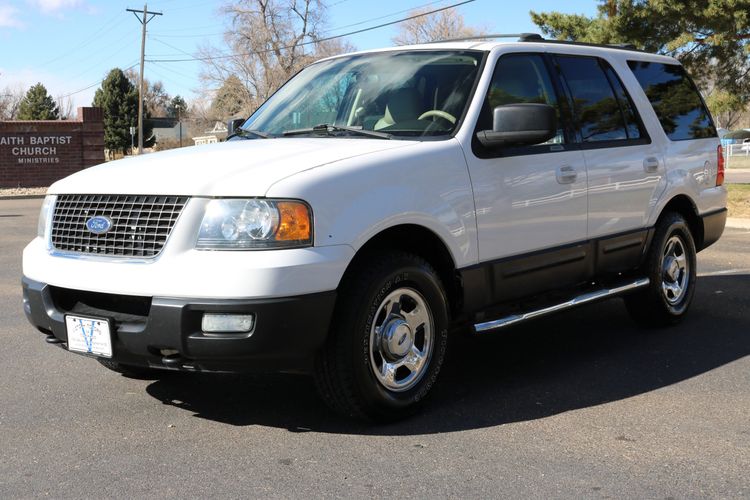 2003 Ford Expedition XLT | Victory Motors of Colorado