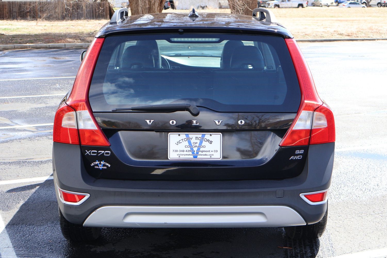 2010 Volvo XC70 3.2 | Victory Motors of Colorado
