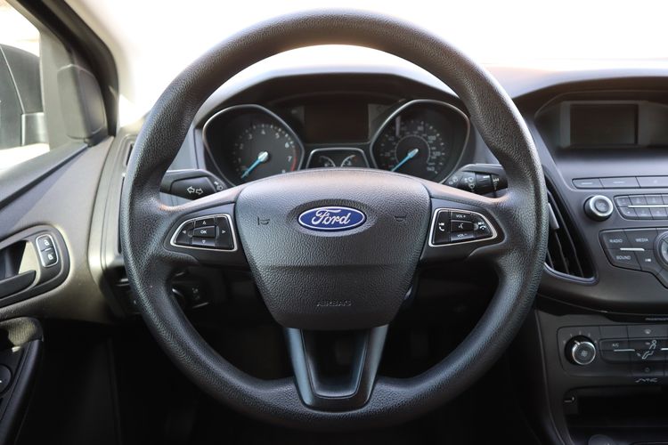2018 Ford Focus S | Victory Motors of Colorado