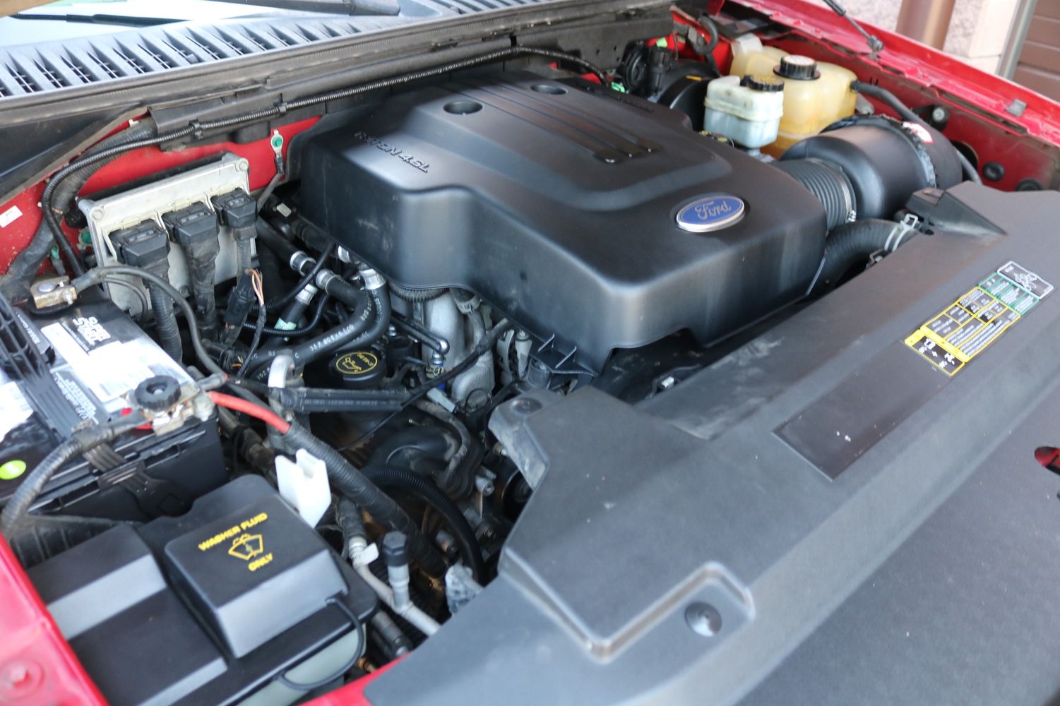 2004 Ford Expedition Eddie Bauer | Victory Motors of Colorado