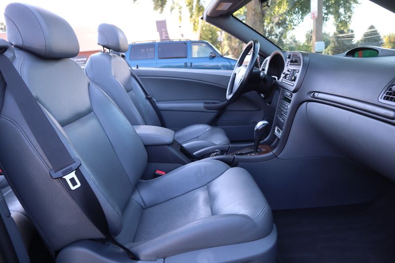 2005 Saab 9-3 Photos