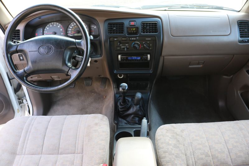 1999 Toyota 4Runner Photos