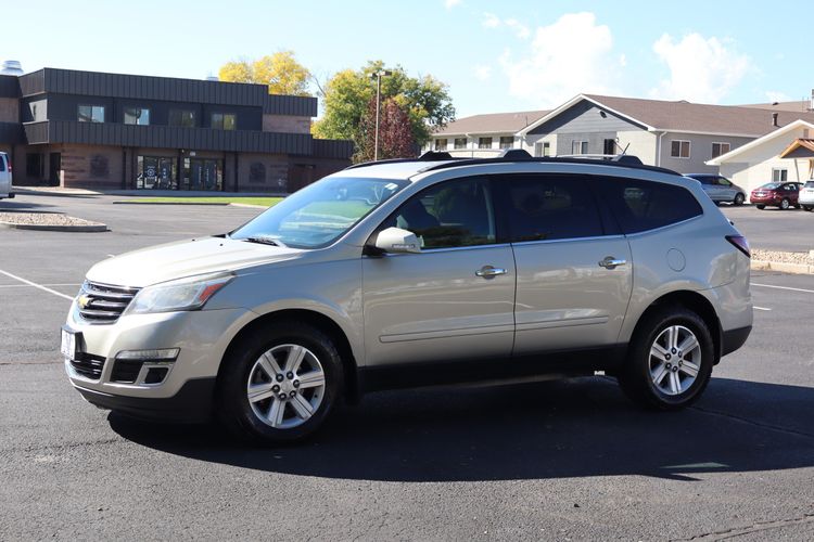 2013 Chevrolet Traverse 2LT | Victory Motors of Colorado