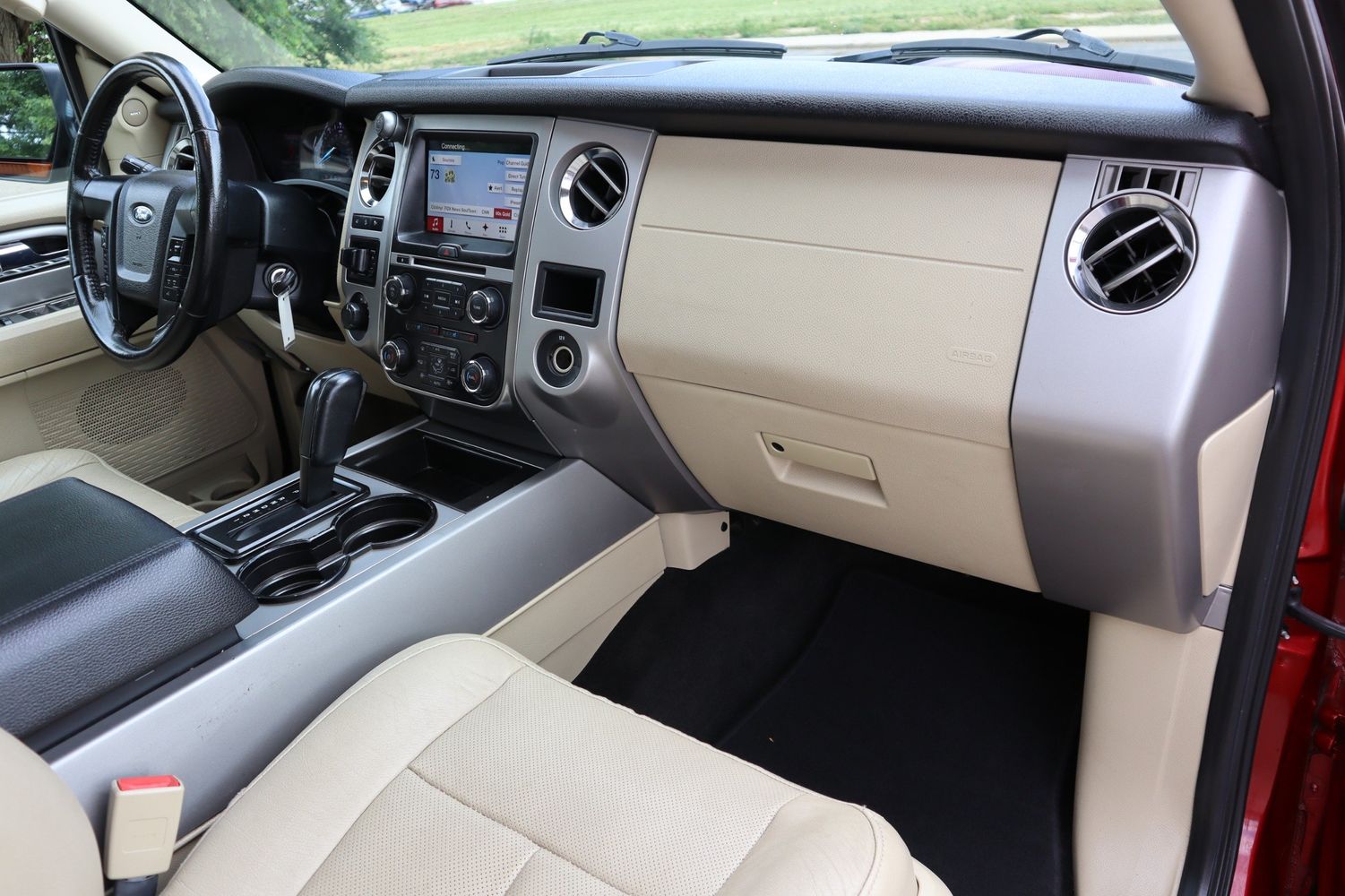 2016 Ford Expedition XLT | Victory Motors of Colorado