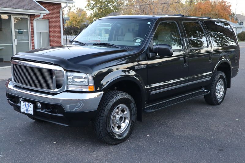 2003 Ford Excursion Photos