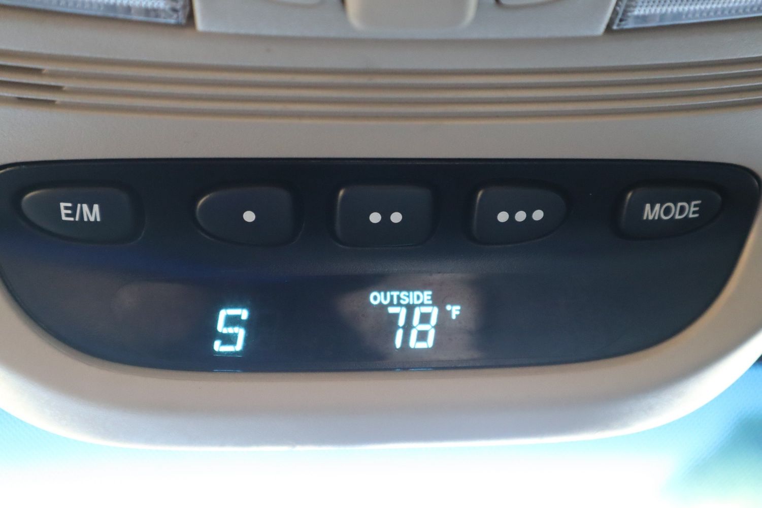 2009 Toyota Sienna LE 7-Passenger | Victory Motors of Colorado