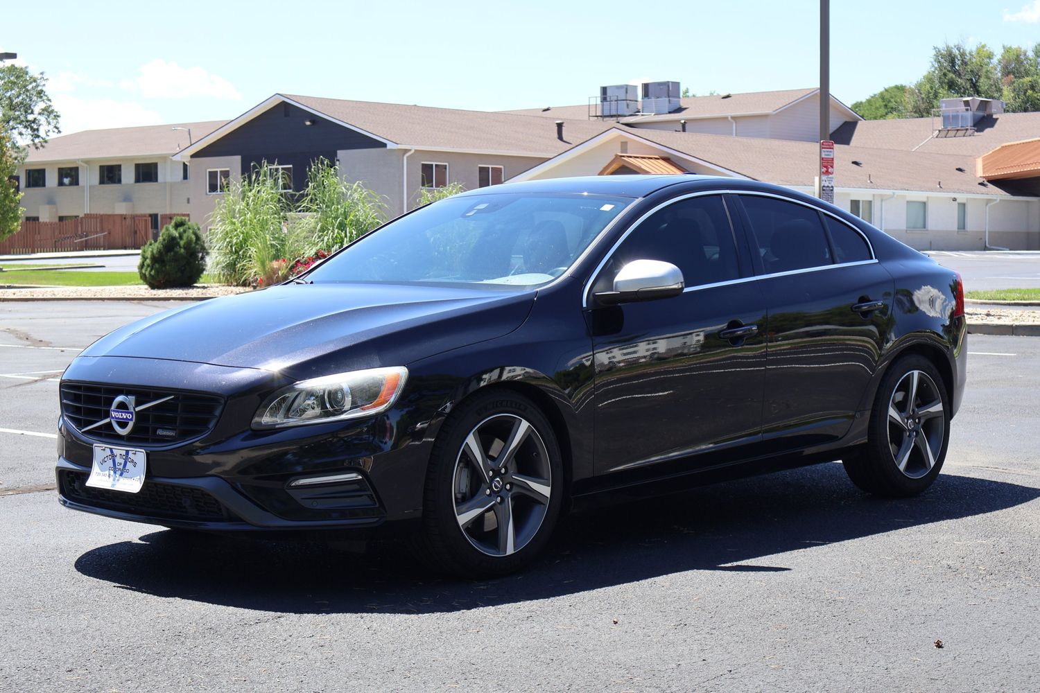 2015 Volvo S60 T6 R-Design Platinum | Victory Motors of Colorado