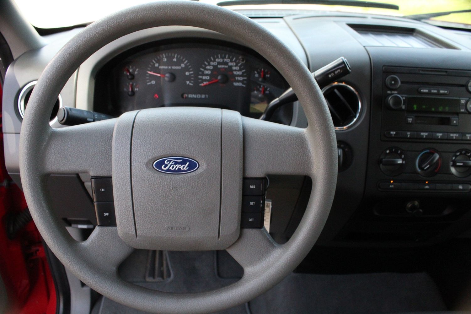 2004 Ford F-150 XLT | Victory Motors of Colorado