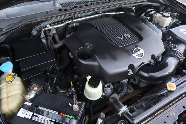 2008 Nissan Pathfinder LE V8 | Victory Motors of Colorado