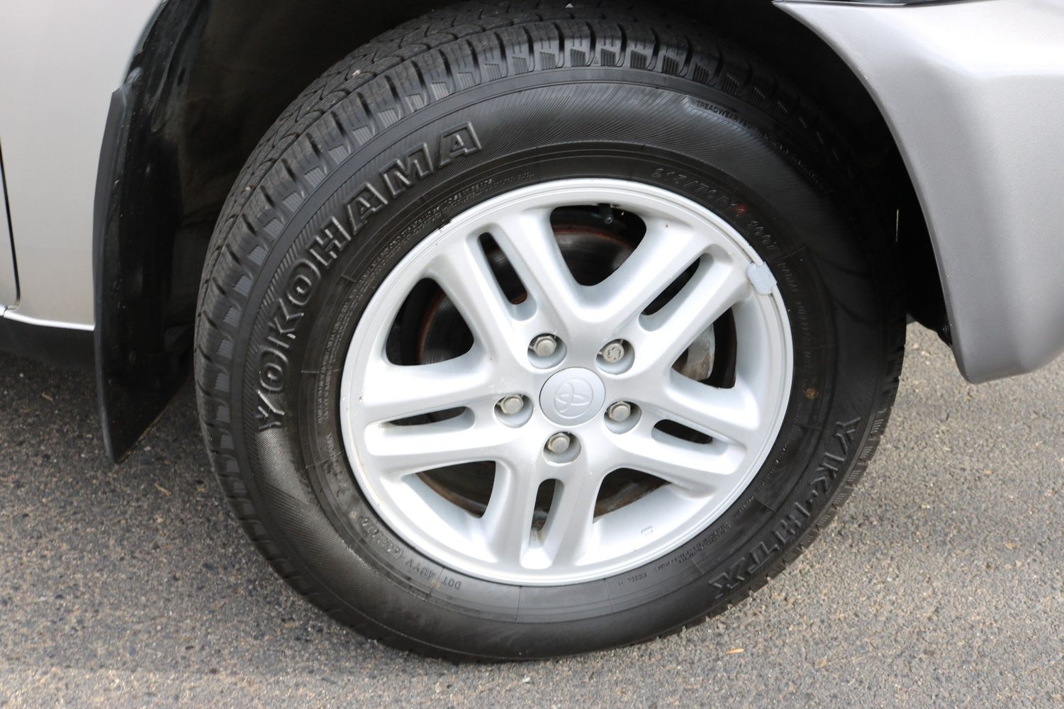 2003 Toyota RAV4 AWD | Victory Motors of Colorado