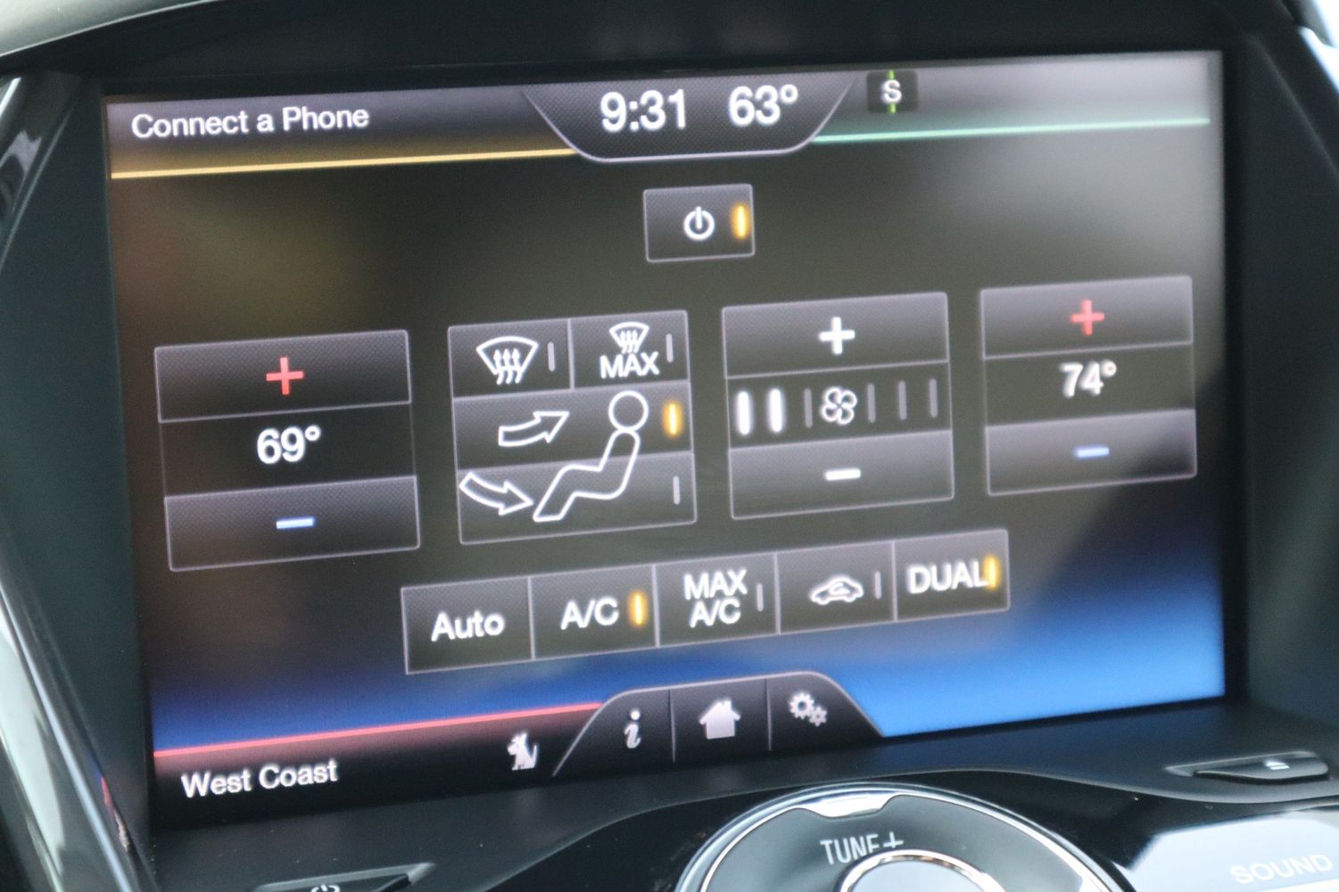 2014 Ford Escape Titanium | Victory Motors of Colorado