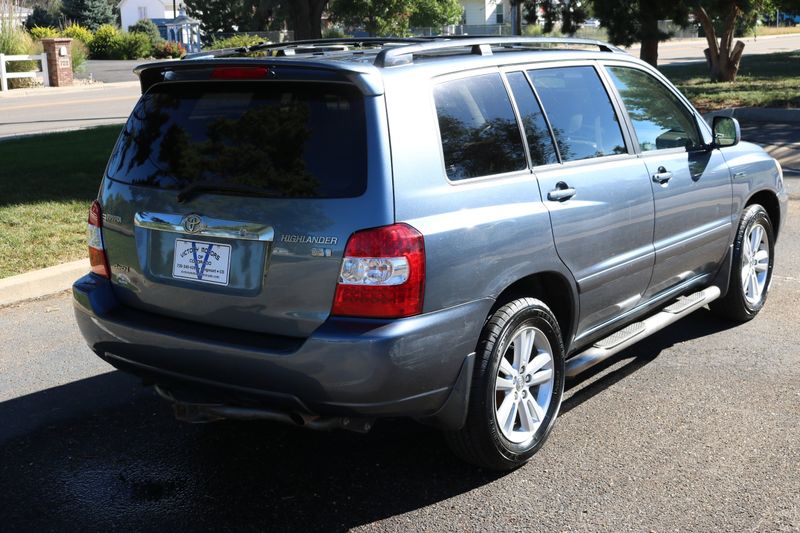 2006 Toyota Highlander Photos