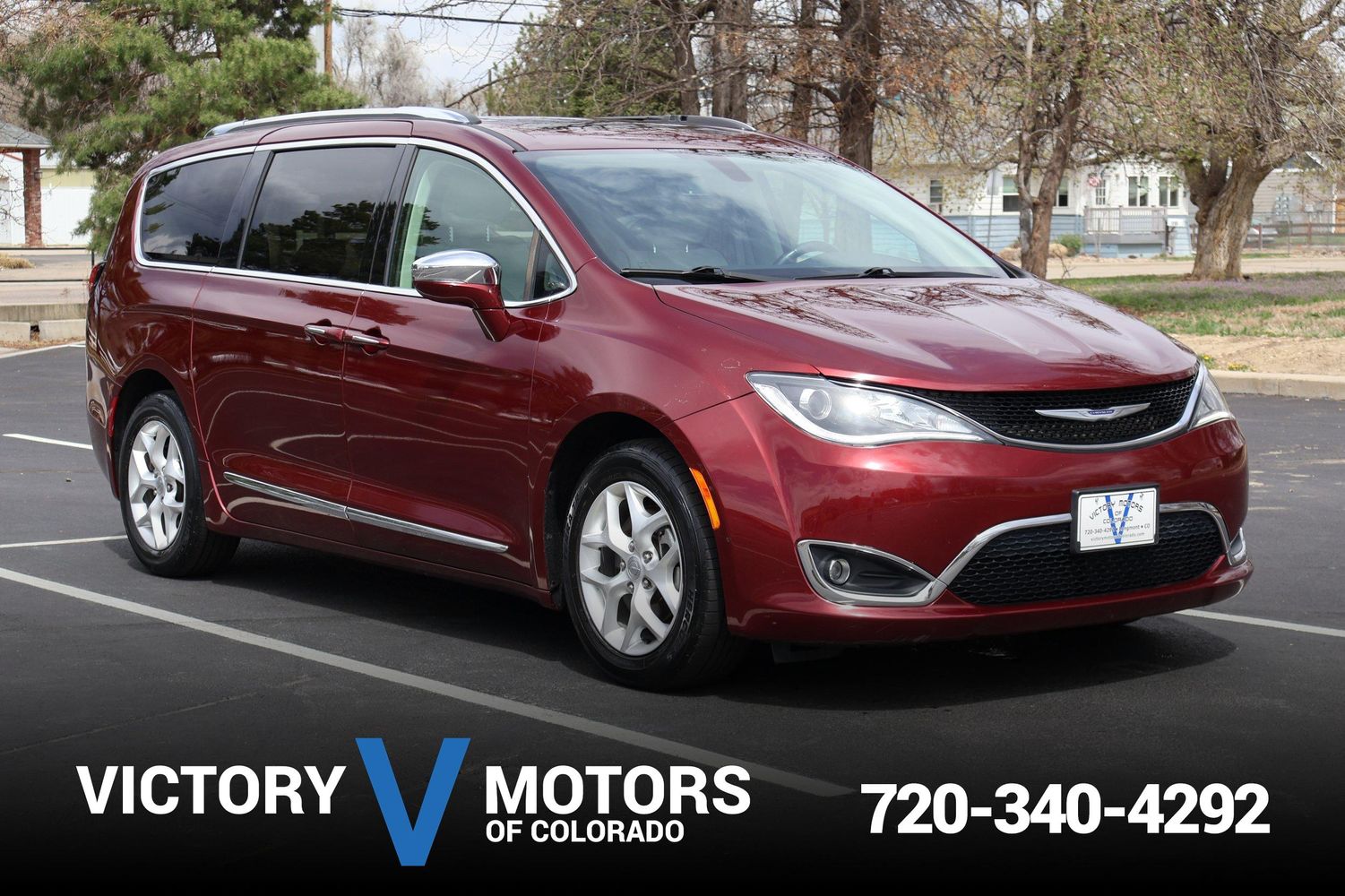 2020 Chrysler Pacifica Limited Red S | Victory Motors of Colorado