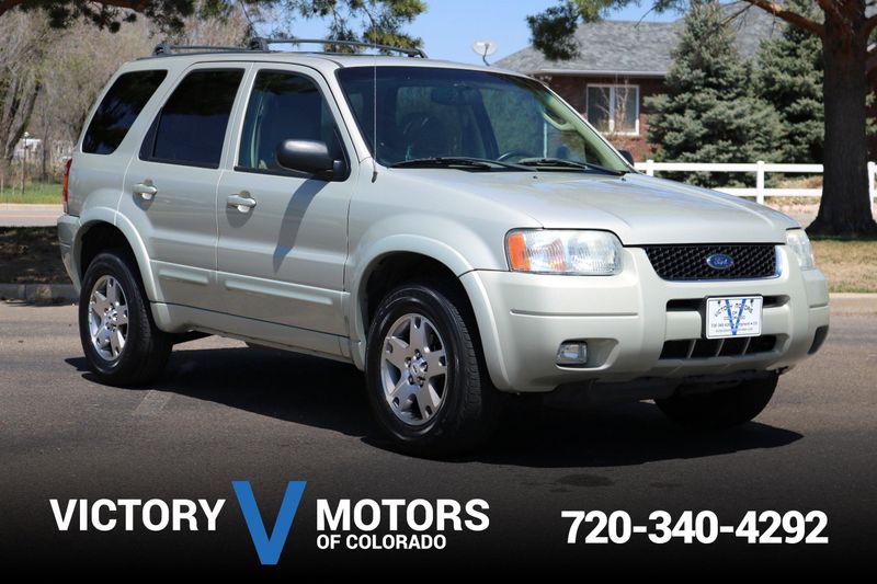 2004 Ford Escape Photos