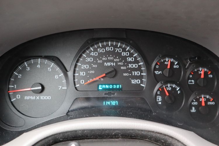 2005 Chevrolet TrailBlazer LS | Victory Motors of Colorado