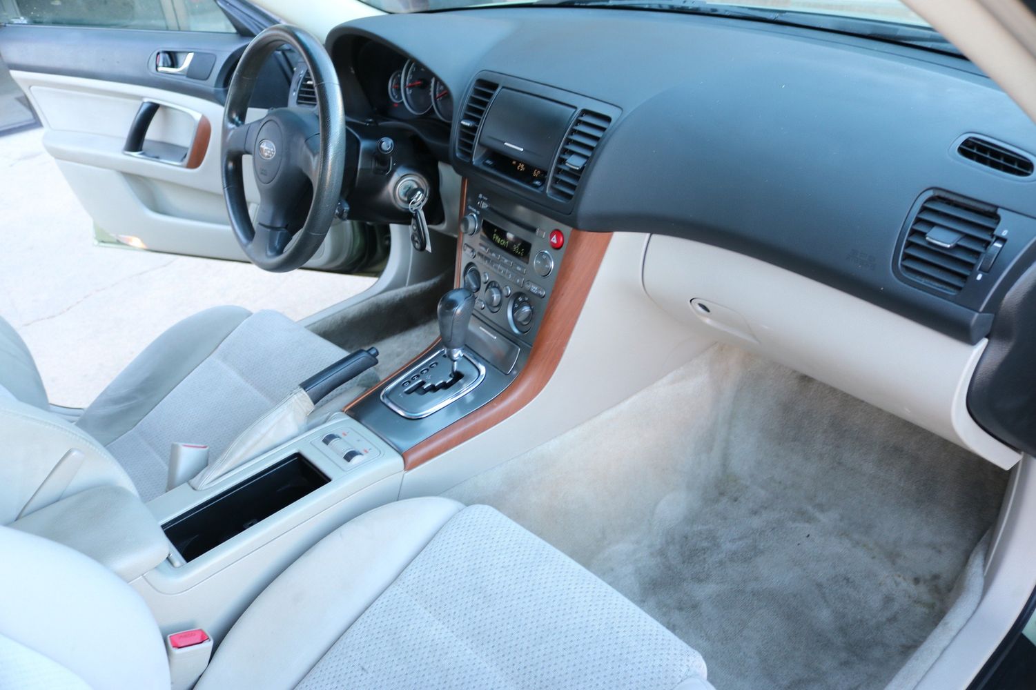 2006 Subaru Outback 2.5i | Victory Motors of Colorado