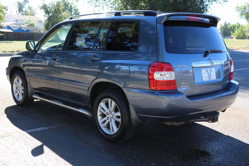 2006 Toyota Highlander Photos