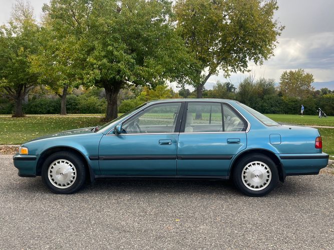 1990 Honda Accord EX | TRD Auto Sales LLC