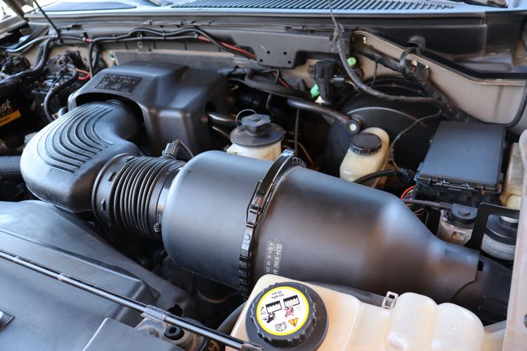 2002 Ford F-150 Lariat | Victory Motors of Colorado