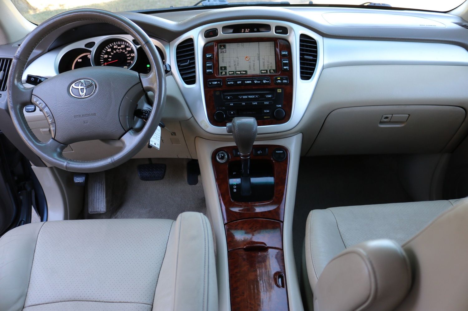 2006 Toyota Highlander Limited | Victory Motors of Colorado