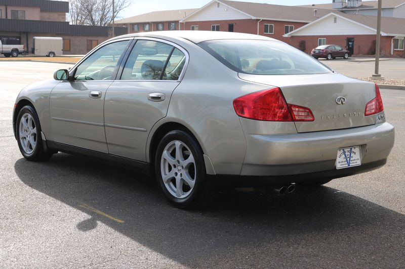 2004 Infiniti G35 Photos