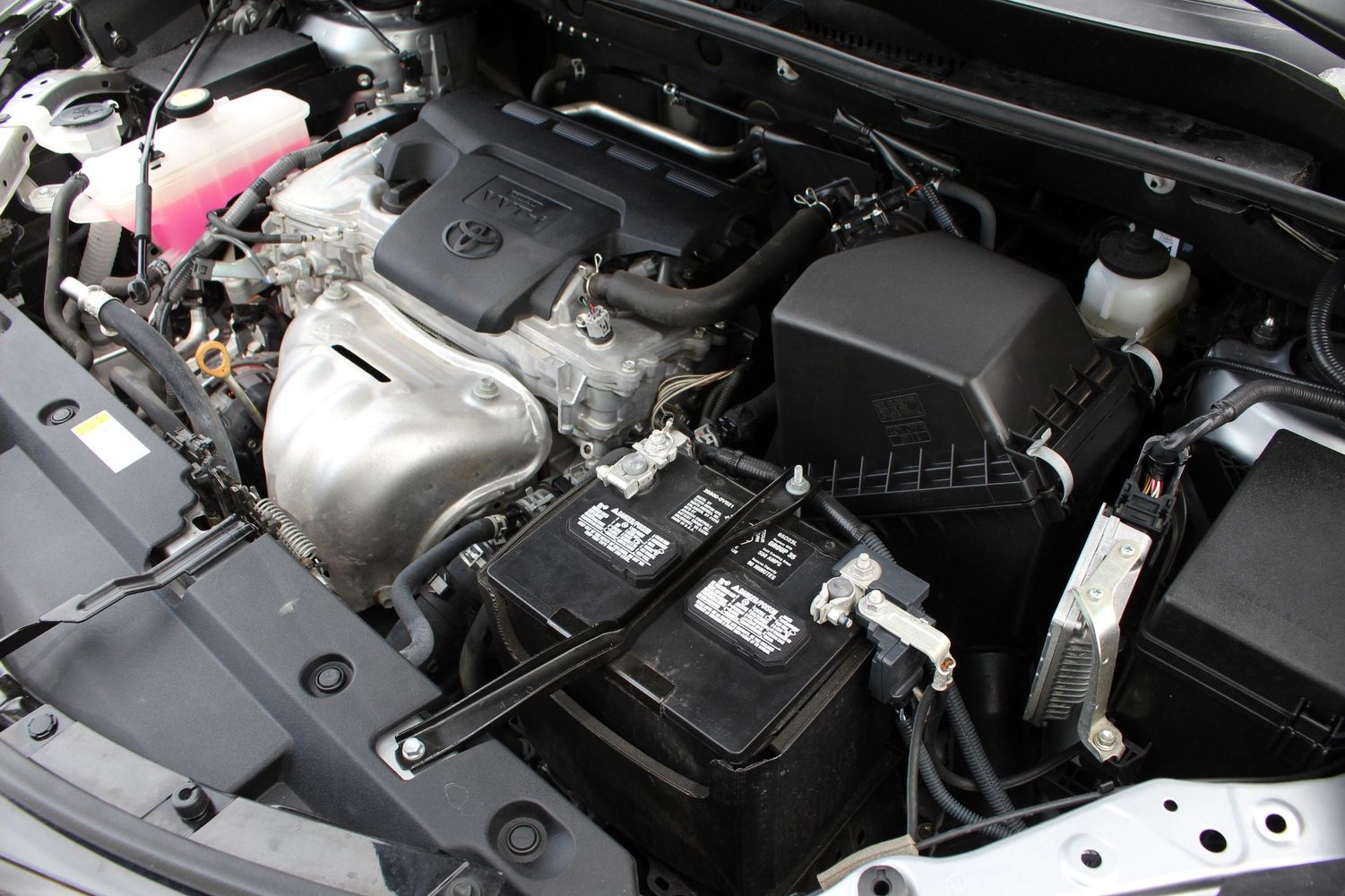 2017 Toyota RAV4 LE | Victory Motors of Colorado