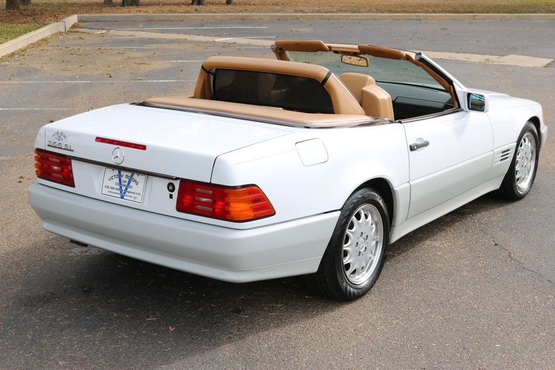 1990 Mercedes-Benz SL 300 Photos