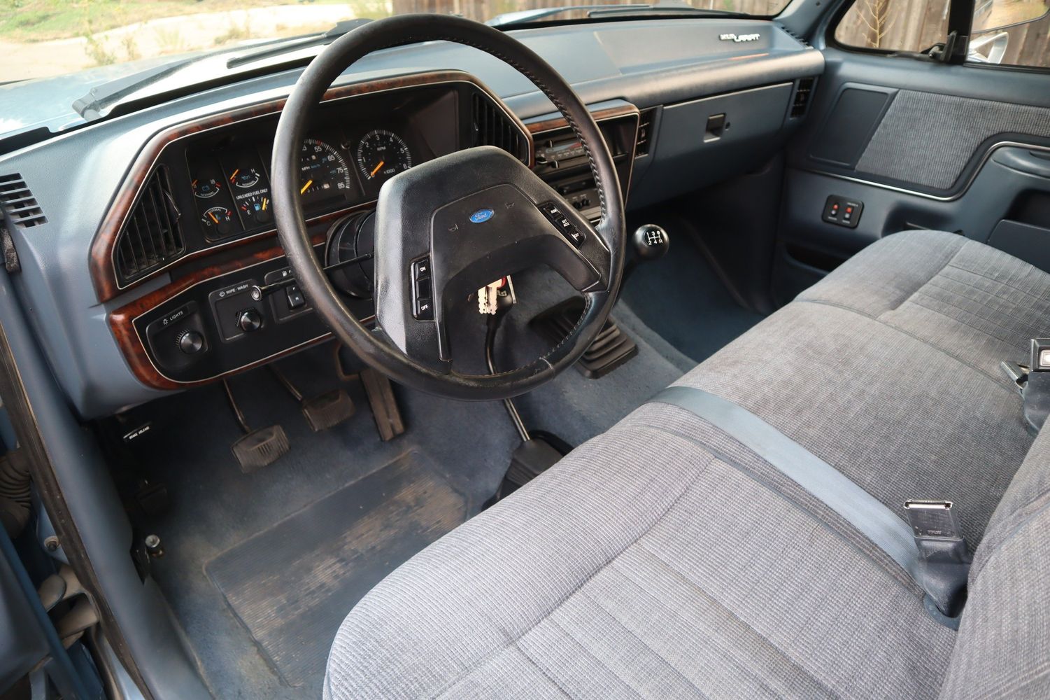 1991 Ford F-150 XLT Lariat | Victory Motors of Colorado