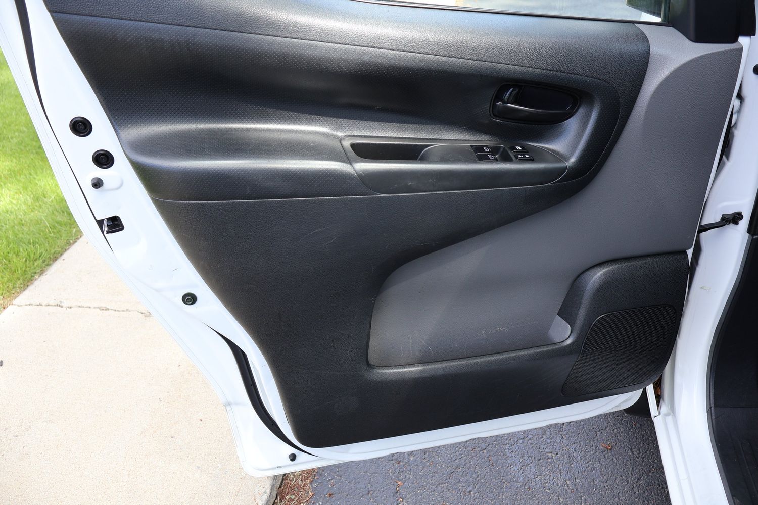 2014 Nissan NV200 SV | Victory Motors of Colorado