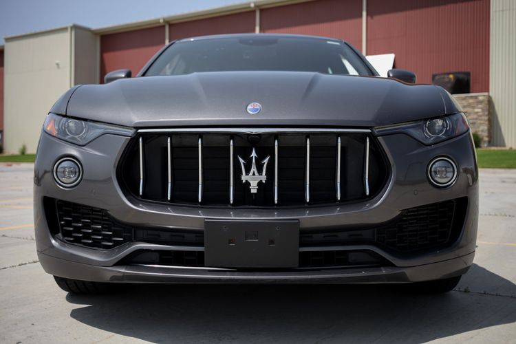 2021 Maserati Levante S | Storm Mountain Motors