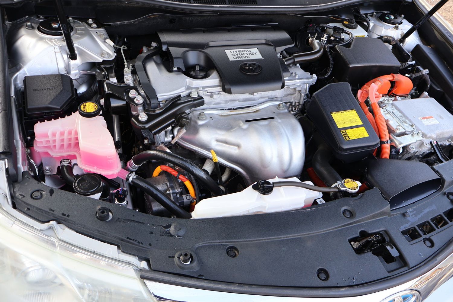 2012 Toyota Camry Hybrid LE | Victory Motors of Colorado