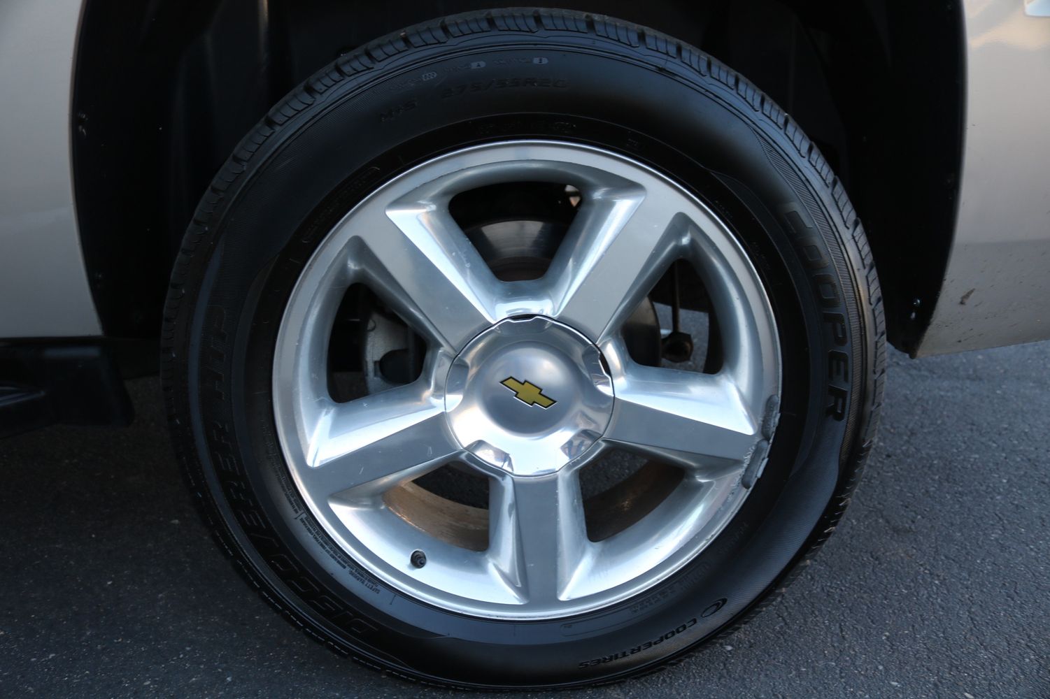 2008 Chevrolet Suburban LTZ 1500 | Victory Motors of Colorado