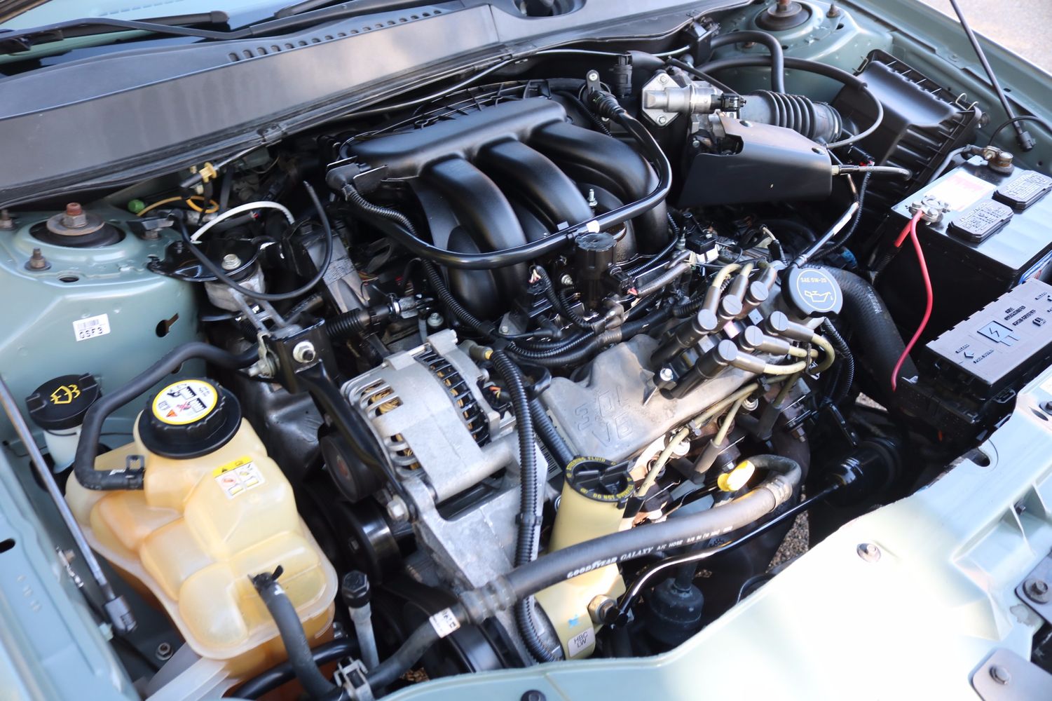 2006 Ford Taurus SE | Victory Motors of Colorado