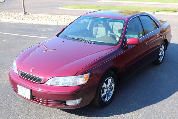 1998 Lexus ES 300 Base | Victory Motors of Colorado