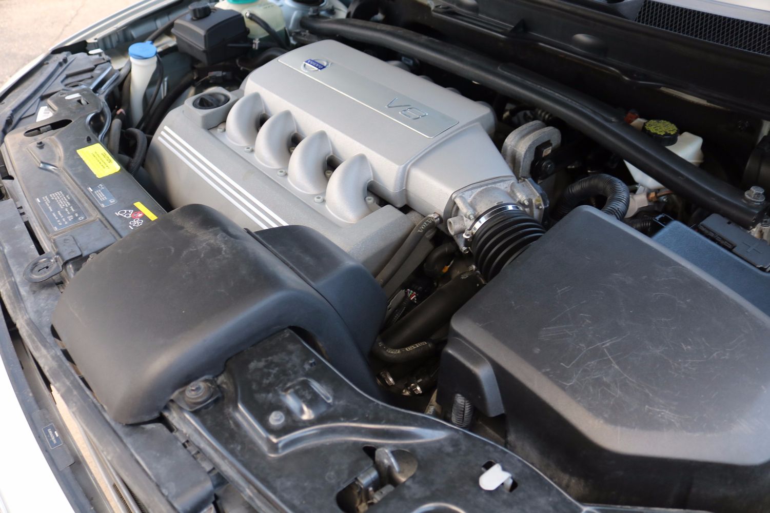 2009 Volvo XC90 V8 R-Design | Victory Motors of Colorado