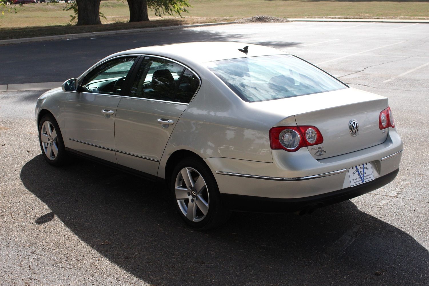 2009 Volkswagen Passat Komfort | Victory Motors of Colorado