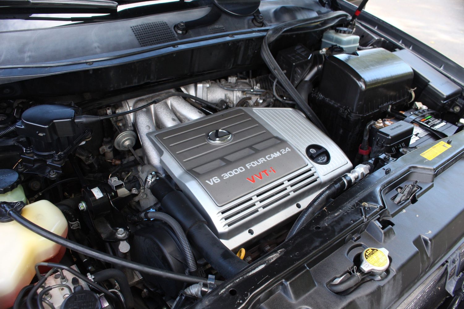 2002 Lexus RX 300 AWD | Victory Motors of Colorado