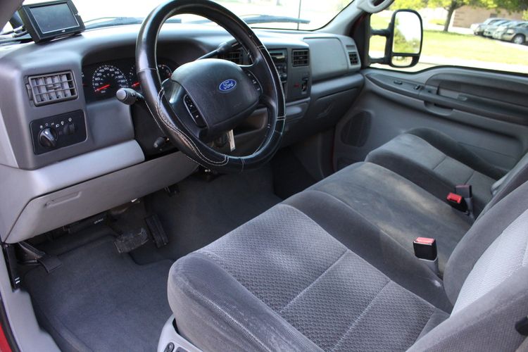 2002 Ford F-250 Super Duty XLT | Victory Motors of Colorado