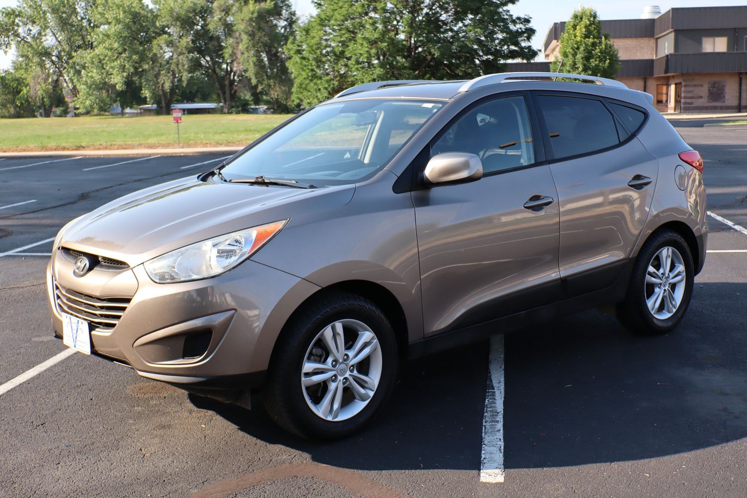 2010 Hyundai TUCSON GLS | Victory Motors of Colorado