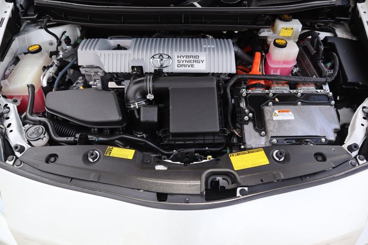 2010 Toyota Prius IV | Victory Motors of Colorado