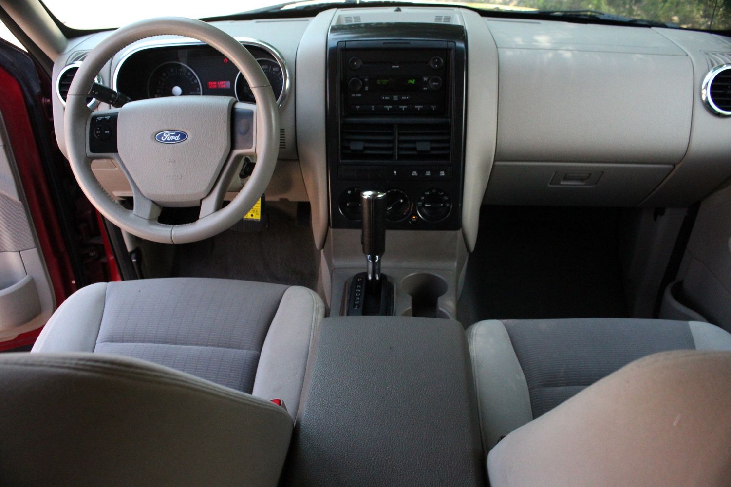 2007 Ford Explorer XLT | Victory Motors of Colorado
