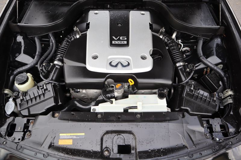 2015 INFINITI Q40 Photos