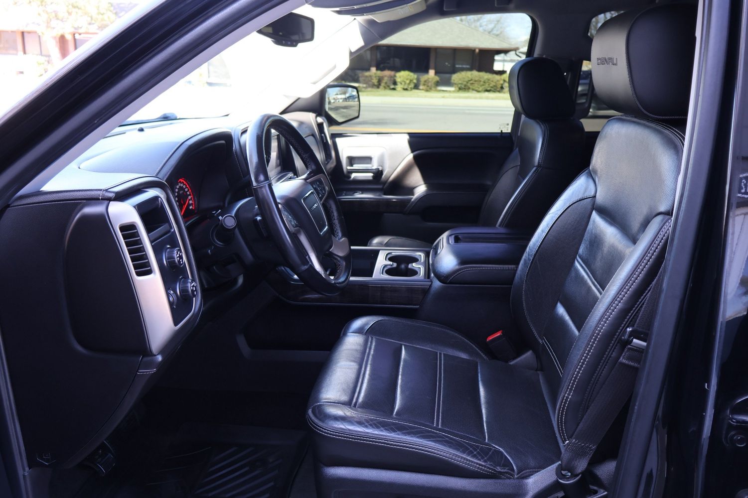 2015 GMC Sierra 1500 Denali | Victory Motors of Colorado