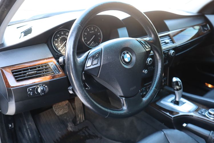 2009 BMW 528I xDrive | Victory Motors of Colorado