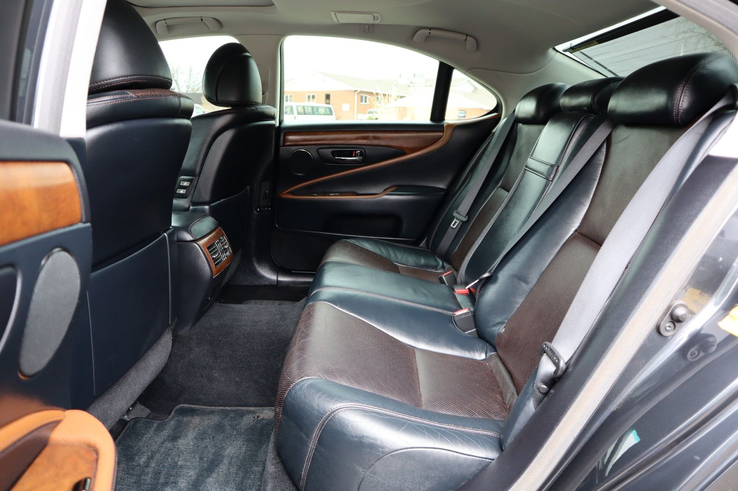 2011 Lexus LS 460 Base | Victory Motors of Colorado